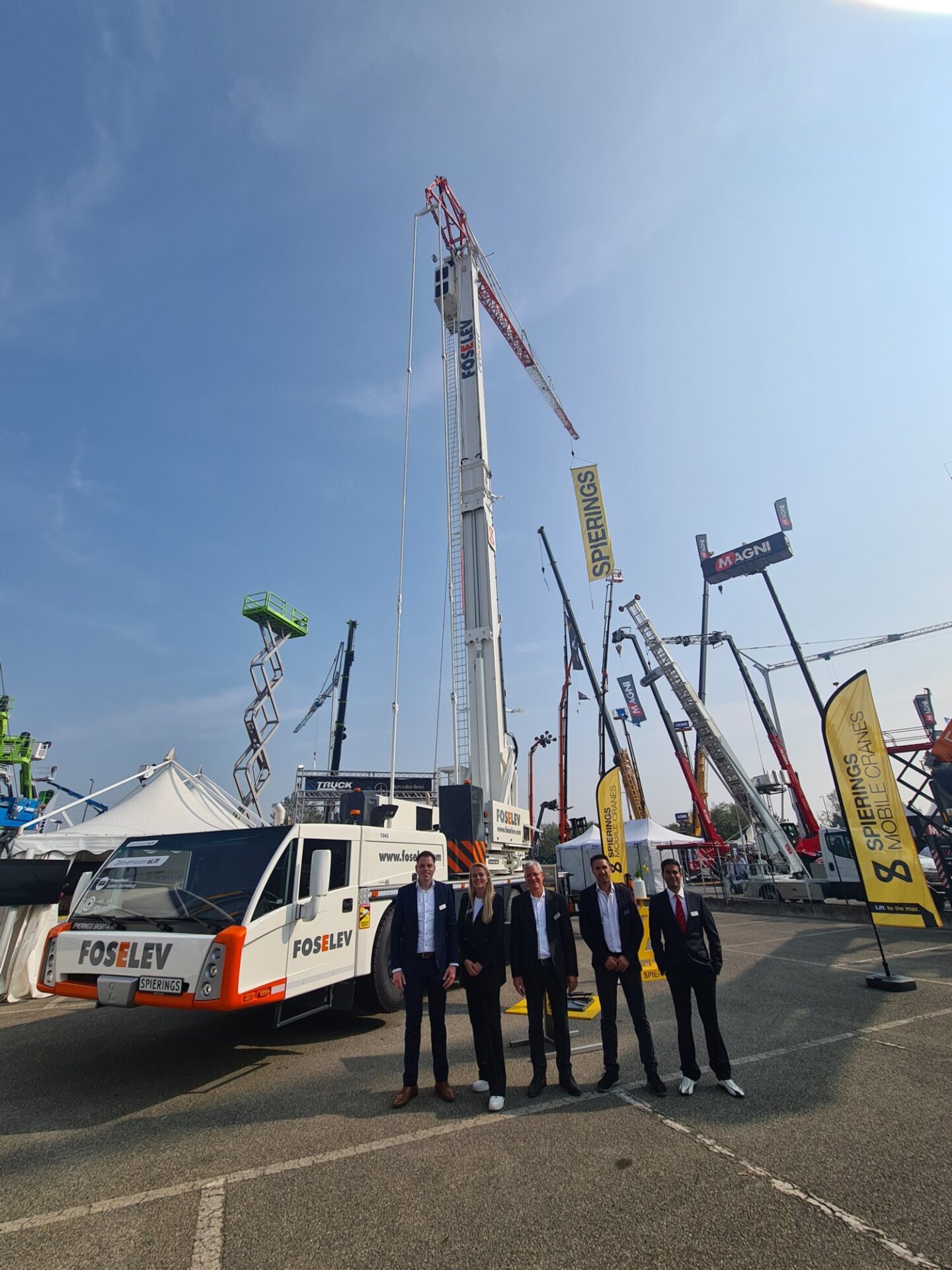 GIS Expo - Spierings Mobile Cranes