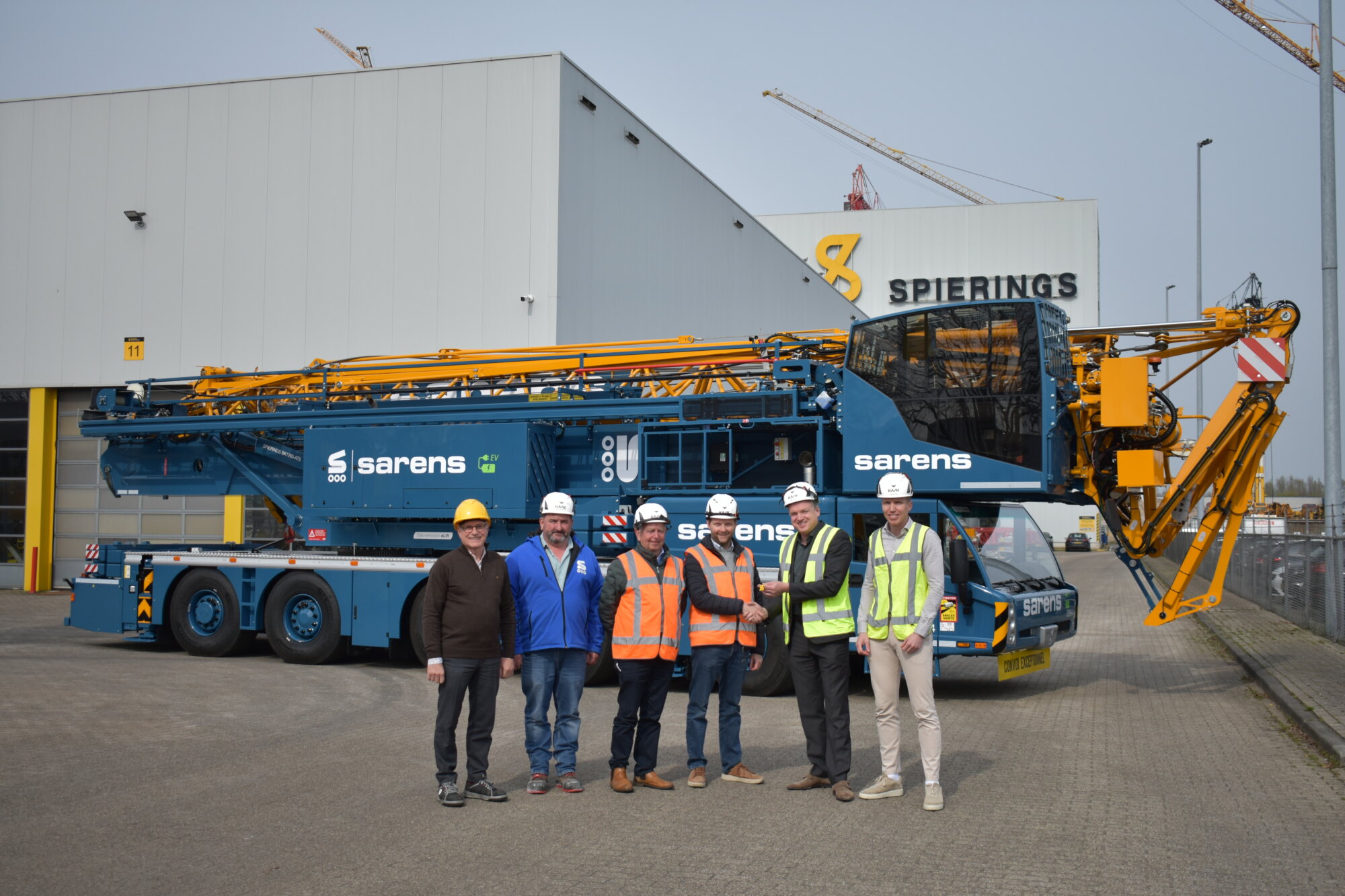 Sarens étend sa flotte Spierings eLift à dix grues à tour mobiles ...